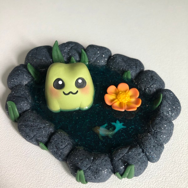 Grub in a Jar || Hollow Knight Figurine - Etsy