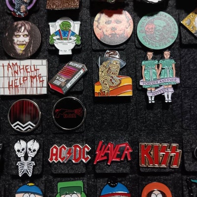 Twin Peaks Log Lady Enamel Pin - Etsy