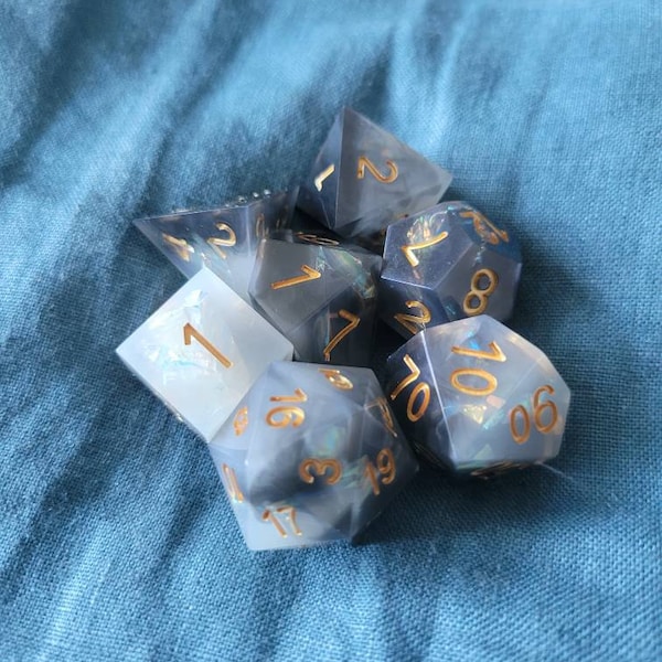 Handmade Sharp Edge Dice Blood Swirl Red Clear Resin Polyhedral RPG ...