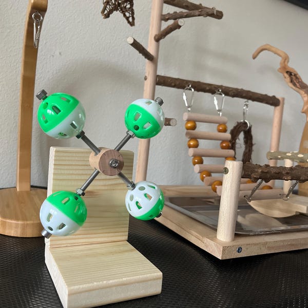 Rotating 4 Hay Balls for Rabbits, Rabbit Hay Feeder Toy, Bunny Cage ...