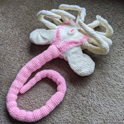 Facehugger Crochet Pattern - Etsy