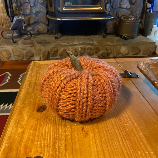 Chunky Pumpkin Knitting Pattern, Easy Knit Pumpkin Pattern, Beginner Knitting Pattern Pumpkin ...