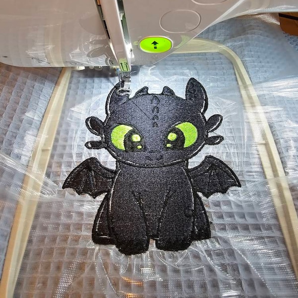 Toothless Dragon- Night Fury- Machine Embroidery Design, 5 Sizes ...