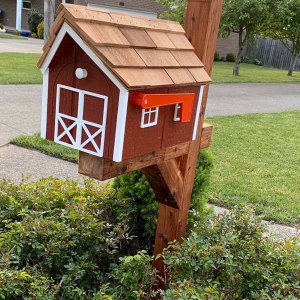 Wooden Barn Mailbox | Cedar Roof | Amish Made | Unique Mailbox | K1000 ...
