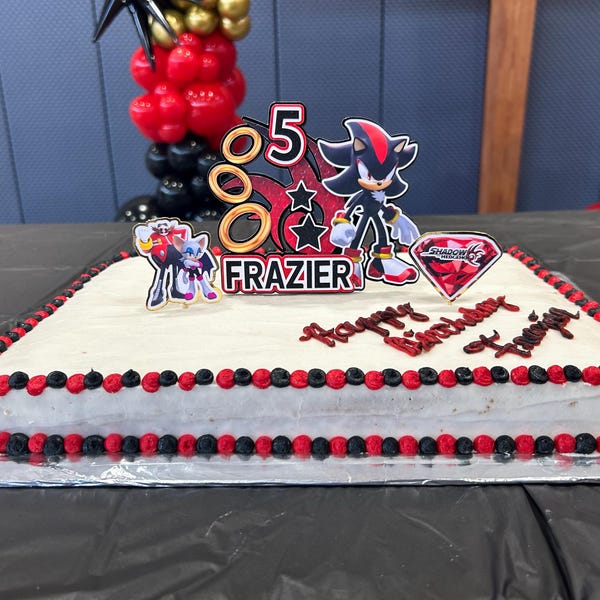 3D (handmade) Shadow the HH Cake Topper and 2pcs Mini Topper / Cupcake ...