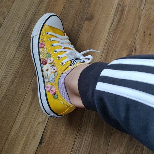 Custom Converse Chuck Taylor All Star LOW Shoes Embroidered by Hand to ...