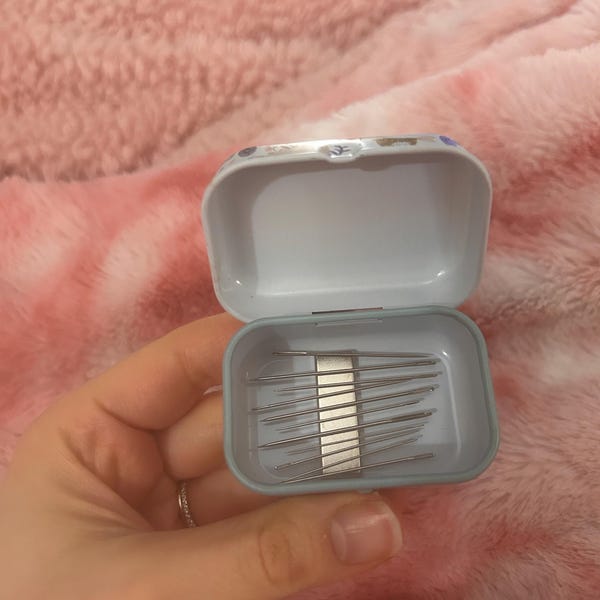 Needle Case, Magnetic Needle Box, Needle Tin, Travel Needle Holder ...