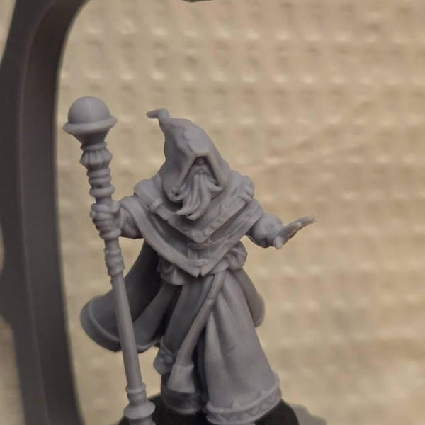 32mm Female Halfling Thief by White Werewolf Tavern Choose Your Figure ...