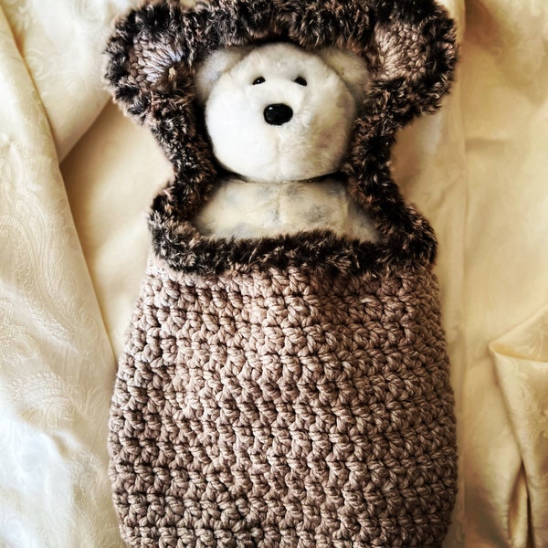 Crochet Cocoon Pattern, Newborn Photo Prop, EASY, Chunked Bear Cocoon ...