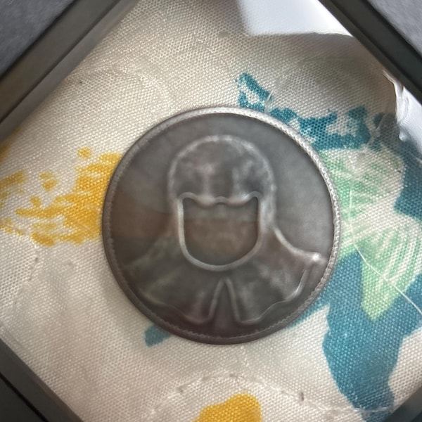 Aegon Targaryen Golden Dragon Coin Officially Licensed ASOIAF ...