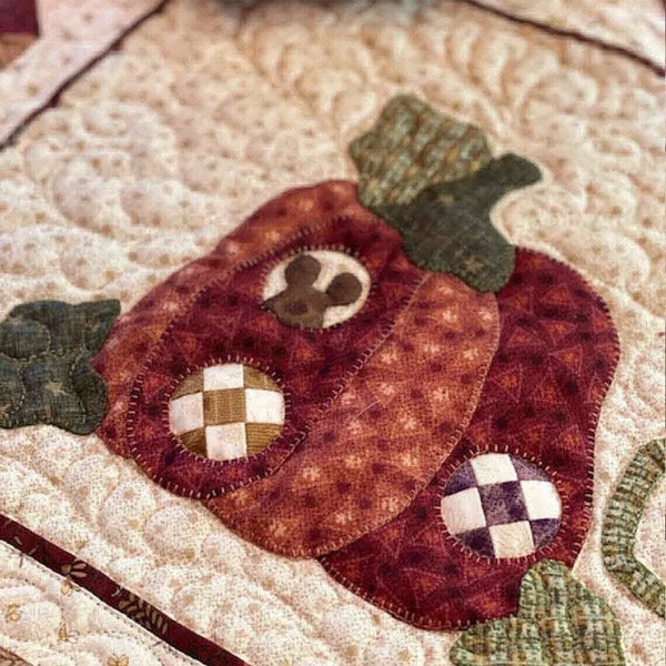 Peek-a-boo Pumpkins Table Topper - Etsy