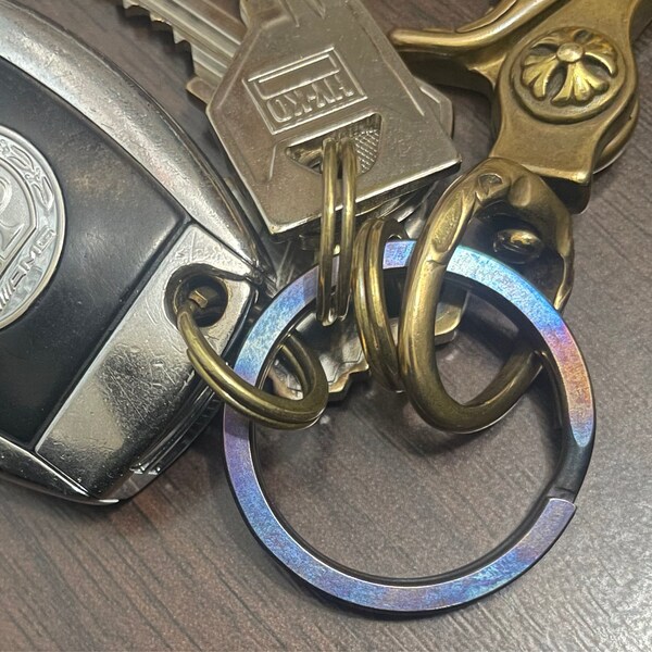 Tisurvival Titanium Split Rings - Etsy