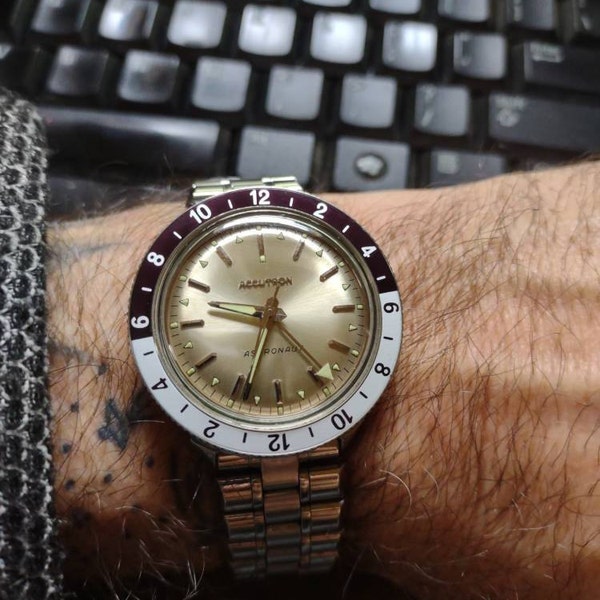 Vintage Hamilton Electric Pacer Wristwatch W/ Caliber 500 Movement ...