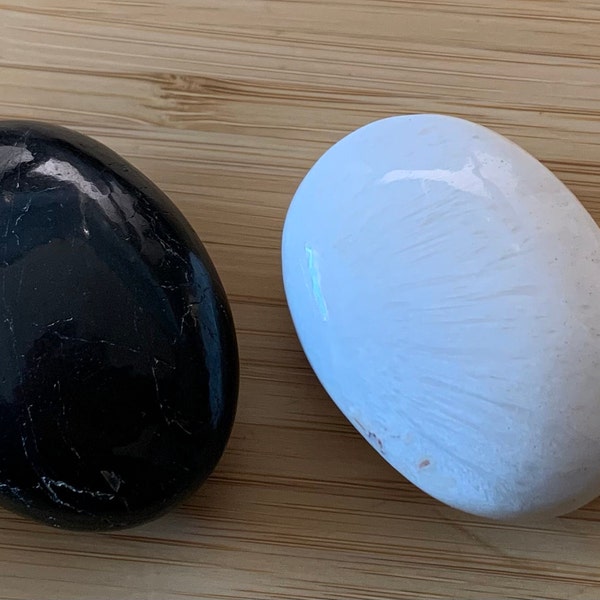 Nephrite Jade Palm Stone, Nephrite Jade Stone, Healing Crystals and ...