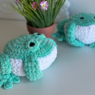 Crochet Strawberry Frog Pattern PDF Only English (Download Now) - Etsy