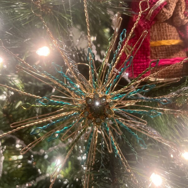 Elegant Tree Topper Star Silver and Black Bow Tree Topper Lightweight ...