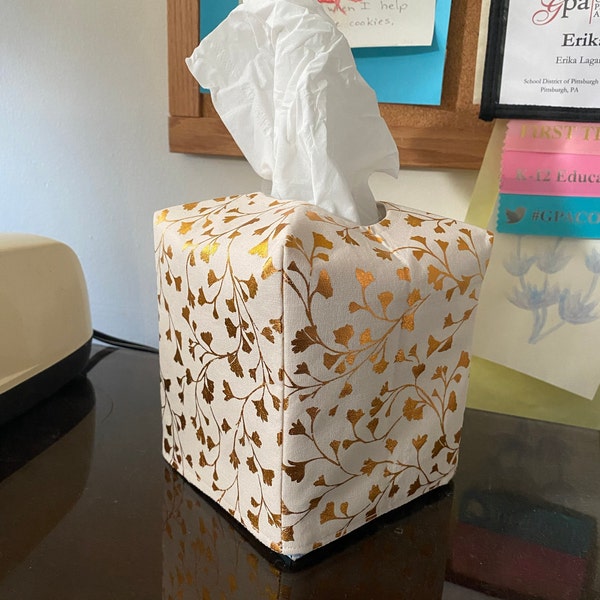 Tissue Box Cover, Pink Roses Tissue Cover, Bedroom or Bathoom Pink ...