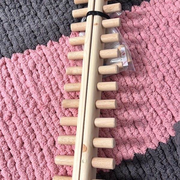 Yarn Bobbin Holder: Knitting & Crochet Colorwork - Etsy