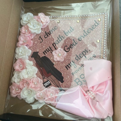 Graduation Cap Topper / MBA - Etsy