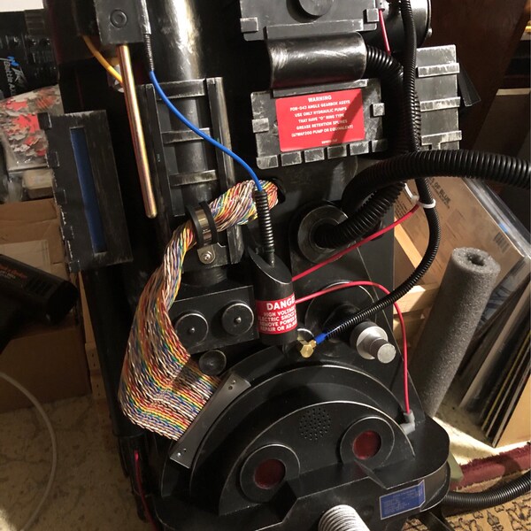 Spirit Halloween Proton Pack Ribbon Cable Kit Ghostbusters Mod (scaled ...