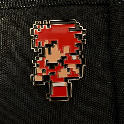 Retro 80s Final Fantasy 1 NES Inspired 8-bit Enamel Pin Red Mage Lapel ...