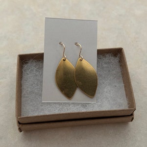 Simple Gold Leaf Earrings in Vintage Brass and Gold Filled - Etsy