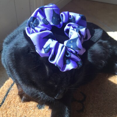 Personalized Cat Faces Scrunchie Hair Tie, Funny Cat Faces Scrunchy ...