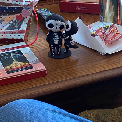 Girl Kissing Boy Skeleton's Cheek Figurine Hand Painted 3D Printed - Etsy