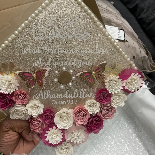 Custom Graduation Cap Topper | Arabic Graduation Cap | Pearl Border Cap ...