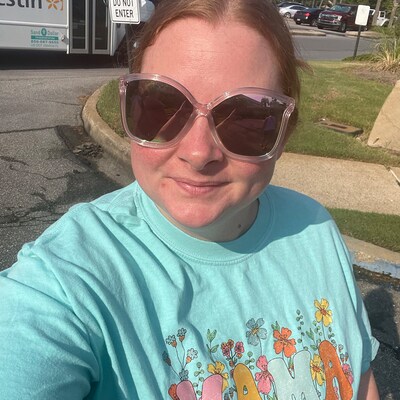 Comfort Colors® Lift Heavy Be Happy Shirt Women's Pump - Etsy