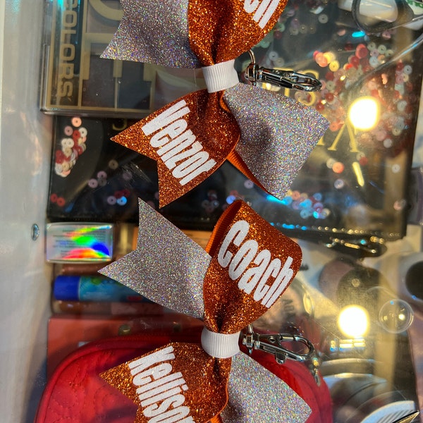 Cheer Bow Key Chain or Back Pack Bow. Customized in Your Colors - Etsy
