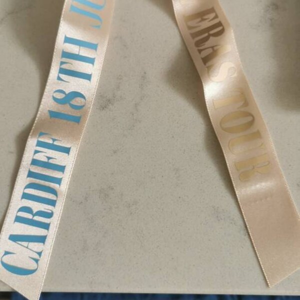 Customisable Gracie Abrams Concert Hair Bows - Etsy