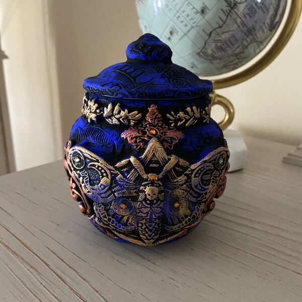 Deathshead Moth Apothecary Jar Potion Bottle / Gothic Home Decor Wiccan ...