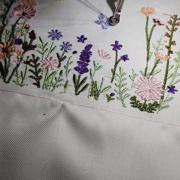 MIRA K-pop Embroidery Design, Korean Idol Fan Art Pattern, Cute K-pop ...