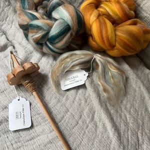 ROVING Faded Roses, Shades of Pink Green Floral Roving, Coral Sage ...