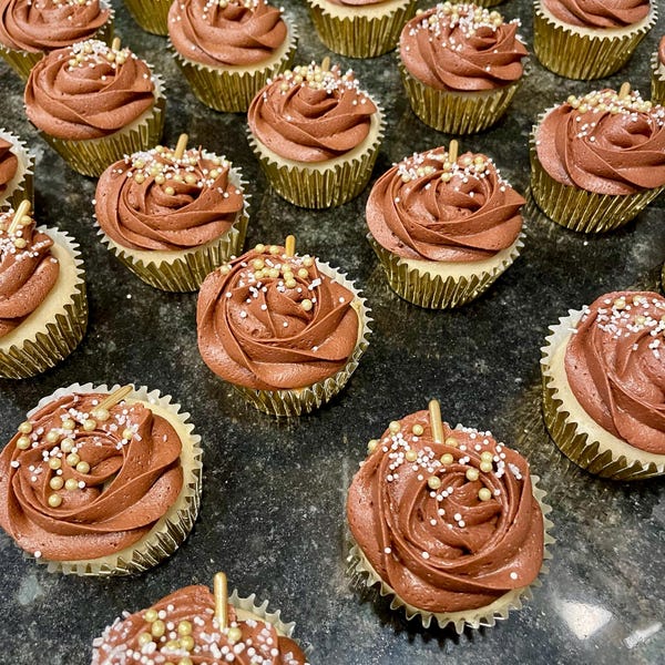 Philadelphia Eagles NFL Edible Football Confetti Sprinkles Cake Donuts ...