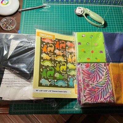 Spectrum Quilt Pattern Featuring Spectrum Continuum by Giucy Giuce - Etsy