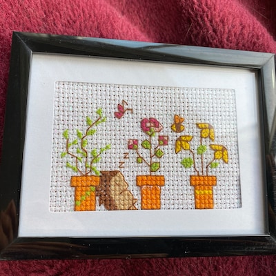 Hedgehog Cross Stitch Pattern, Flower Pots, Cute Cross Stitch, Animal ...