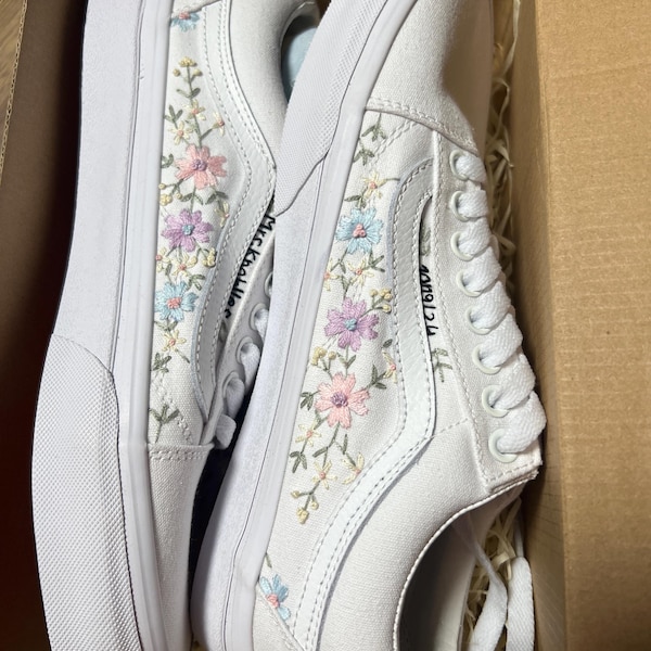 Embroidered Converse/ Flower Converse/ Converse Low Tops Flower ...