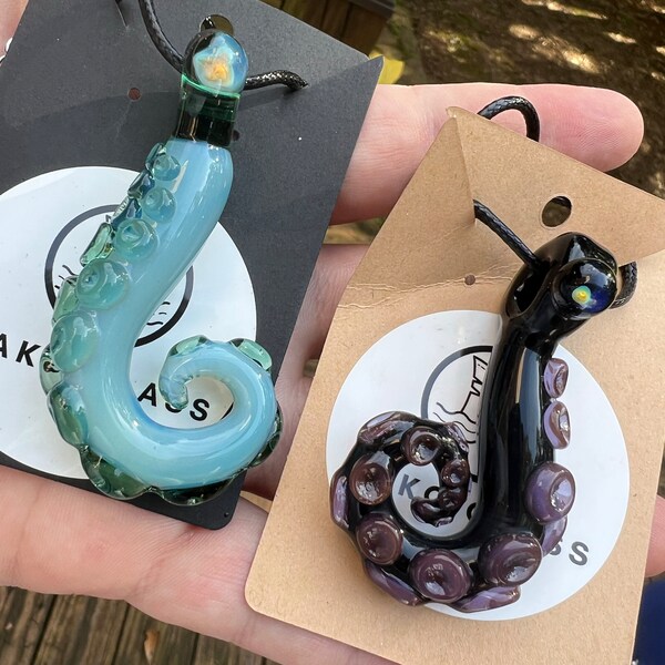 Hand Sculpted Borosilicate Glass Whale Tail Fluke Pendant! - Etsy