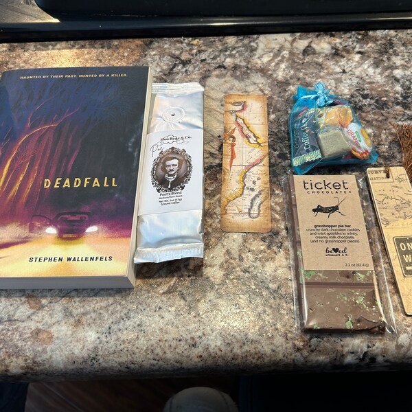 Mini Book Page Roses | Literature Inspired | Literary Decor | Literary ...