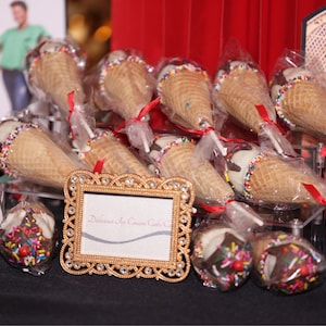 Graduation Cap Brownie Bites - Etsy