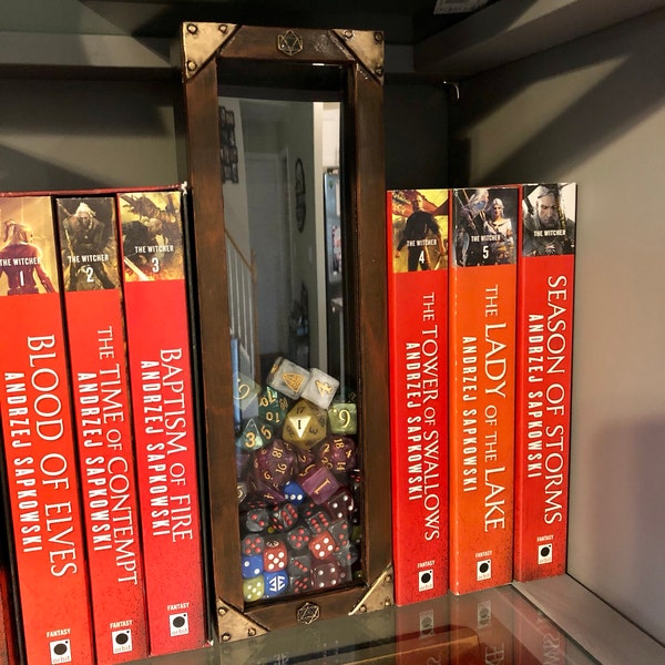 Dice Display Book Nook - Etsy