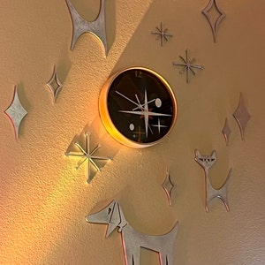 Mid Century Modern Atomic Dog With Set of 4 Eames Style Starbursts 3D ...