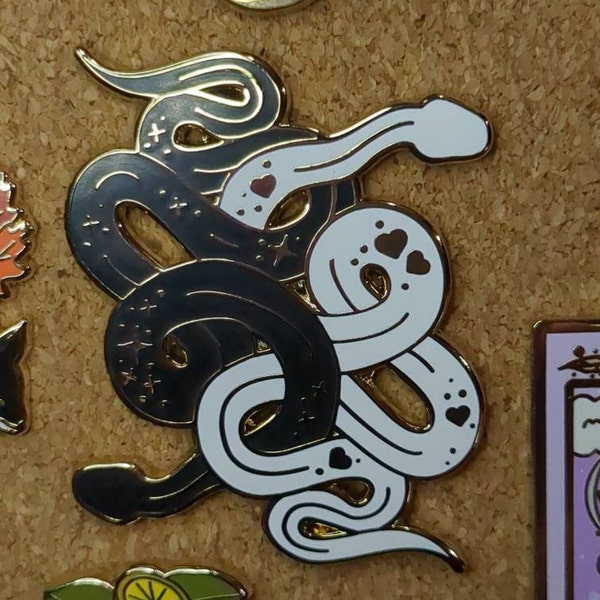 Black and White Snake Enamel Pin Gothic Pin Animal Pin Reptile Pin ...