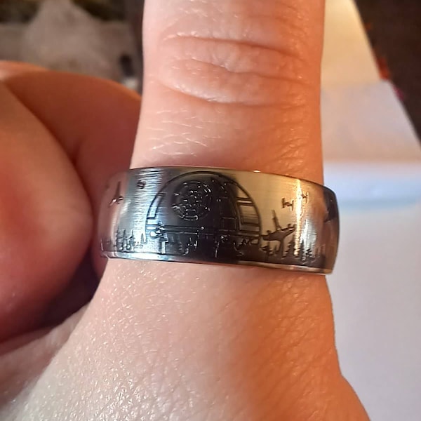 Star Wars Wedding Band, Star Wars Endor Battle Scene Titanium Ring ...