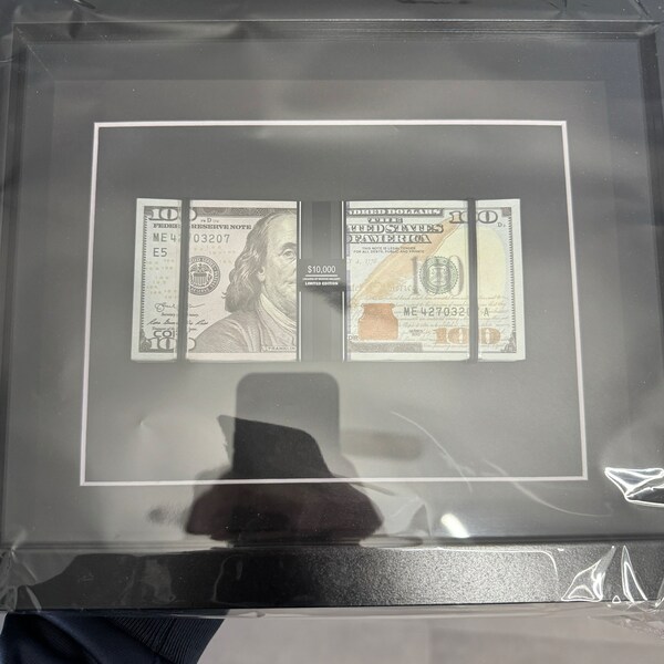 3D Money Sculpture: Authentic Gold Frame 21 X 16 Cash Display Realistic ...