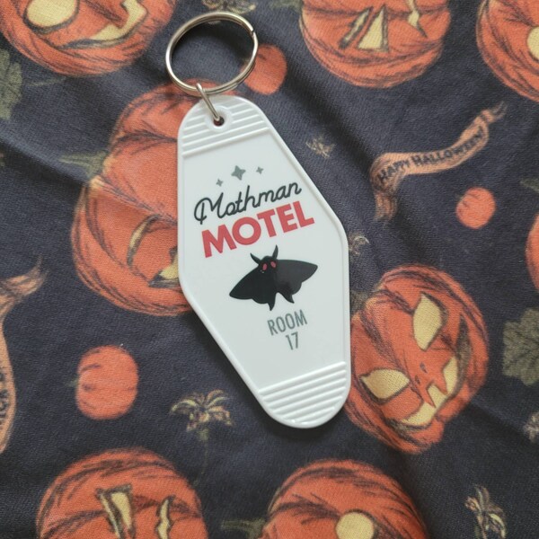 Mothman Motel Retro Plastic Hotel Keychain // Typography Retro Vintage ...