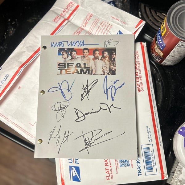 Whitney Houston Signed Photo 8x10 Rare New Picture Autograph Signature ...