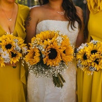 Sunflowers and Babys Breath Bouquet Flower Girl Bouquet - Etsy UK
